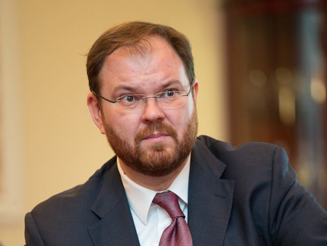 Când se apucă Cioclea de semnat leii moldovenești? – Știri de ultimă ...