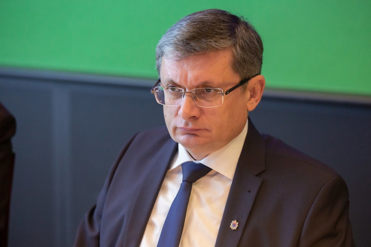 Judecătorii Curții Constituționale vor depune duminică jurământul ...